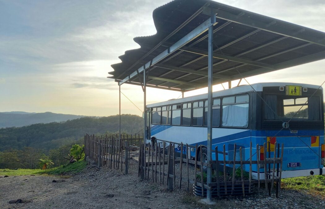 Hopkins Heights Bus | The Tweed