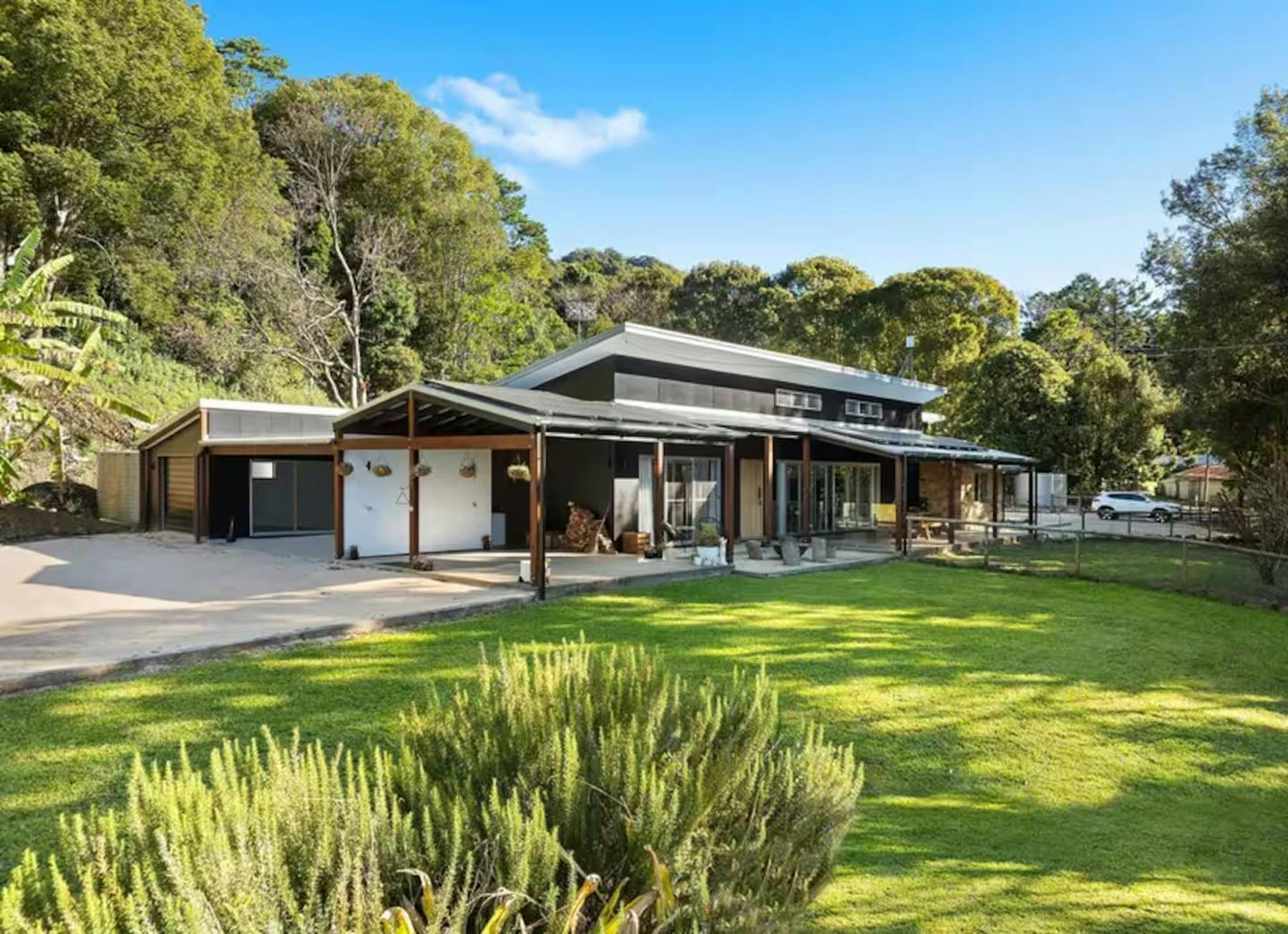 Our Place Carool | The Tweed